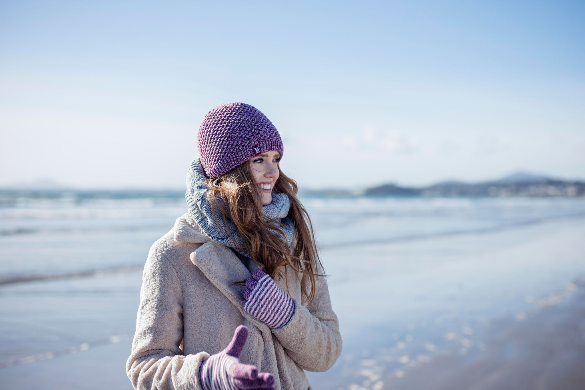 Women’s Thermal Hats | Shop Ladies Winter Beanies – Heat Holders®